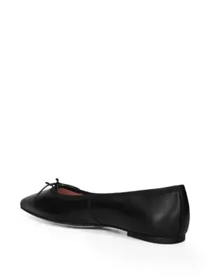 Pretty Ballerinas Ella Pointed-toe Ballet Flats