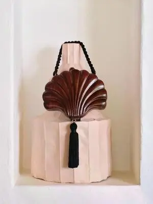 SIMONMILLER Concha Carved Clutch Bag