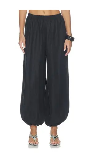 Faithfull The Brand Kortez Balloon Pant In . Also - Black