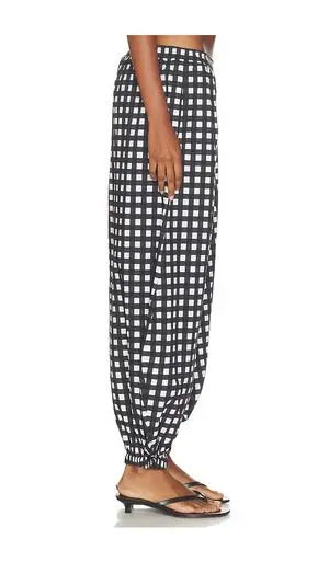 WeWoreWhat Pull On Balloon Pant In . Also