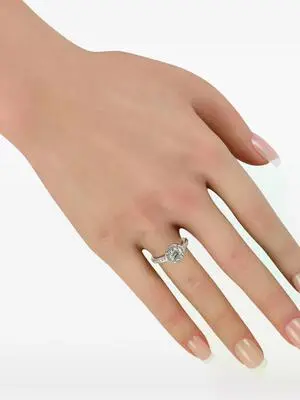 LB EXCLUSIVE 18k White Gold Round-cut Diamond Halo Ring - Silver