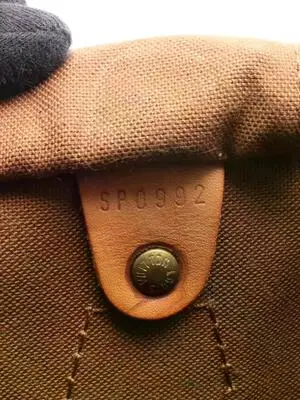 LOUIS VUITTON 1992 Monogram Speedy 40 Boston Bag