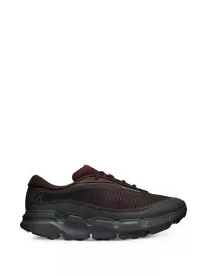 On Cloudsuma Hike Sneakers - Red