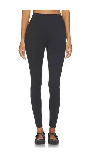 NIKESKIMS Legging In . Also - Black