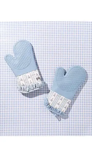 FRIEND OF MINE Oven Mitts