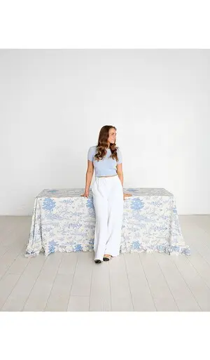 FRIEND OF MINE Toile Tablecloth