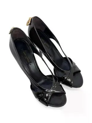 LOUIS VUITTON Lock-detail Cutout Pumps