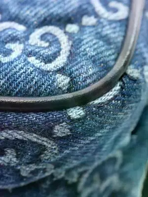 Gucci Gg Marmont Quilted Shoulder Bag
