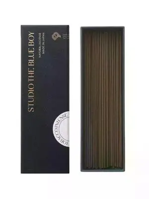 STUDIO THE BLUE BOY Tobacco Intense Incense Sticks - Black