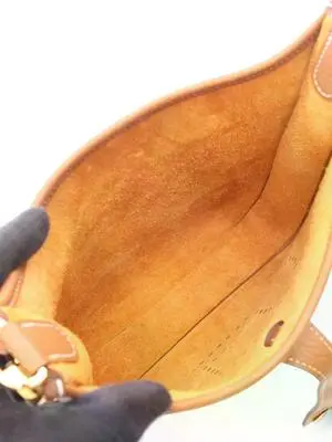 Hermès 23 Evelyne Leather Shoulder Bag