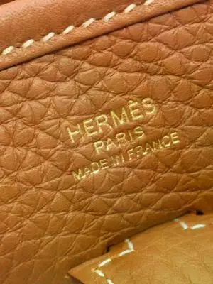Hermès 23 Evelyne Leather Shoulder Bag - Brown