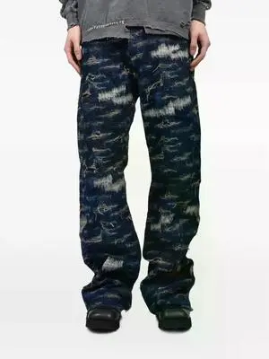 MINUS Distressed Twisted-seam Jeans