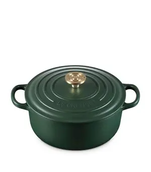 LE CREUSET Cast Iron Round Casserole Dish