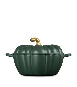 LE CREUSET Cast Iron Pumpkin Casserole Dish