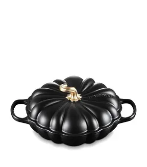 LE CREUSET Cast Iron Pumpkin Shallow Casserole Dish