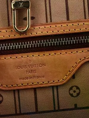 LOUIS VUITTON Neverfull Monogram Canvas Mm Tote Bag