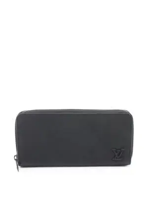 LOUIS VUITTON 2010s Aerogram Zippy Wallet - Black