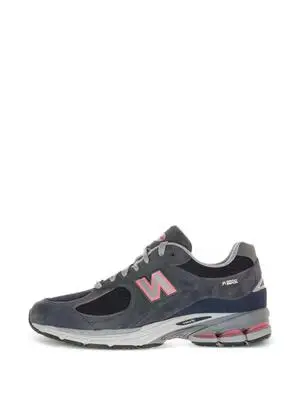 NEW BALANCE 2002r Panelled Sneakers