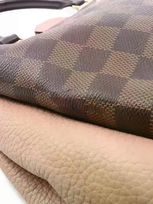 LOUIS VUITTON Brittany Damier Ebène Magnolia Tote Bag