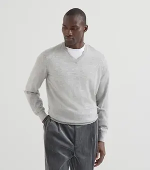 Brunello Cucinelli Cashmere-silk V-neck Sweater