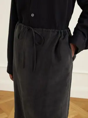 Studio Nicholson Alder Lace-trimmed Lyocell-twill Midi Skirt - Black