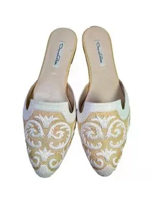 Oscar De La Renta Embroidered Raffia Mules