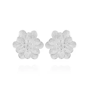 FAR EAST JEWELRY Handcrafted Flower Cluster Earrings