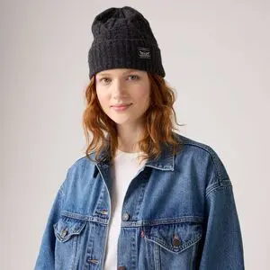 LEVI'S Holiday Cable Knit Backpatch Beanie - Black