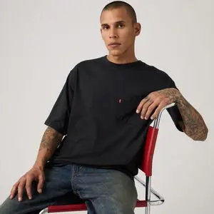 LEVI'S Half Sleeve Pocket Tee - Black