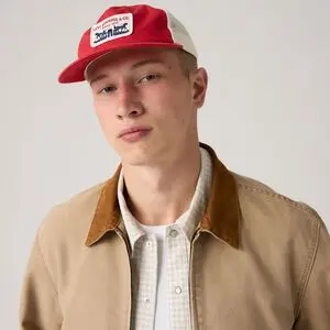 LEVI'S Presidio Trucker Cap - Red