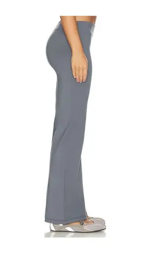 WELLBEING + BEINGWELL Flowwell Niko Pant In . Also