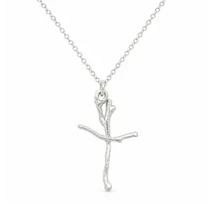 MOTHER NATURE JEWELRY Jasmine Cross Pendant Necklace - Silver