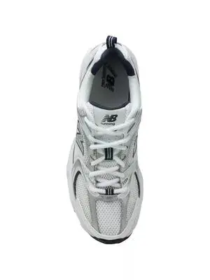 NEW BALANCE 530 Sneakers
