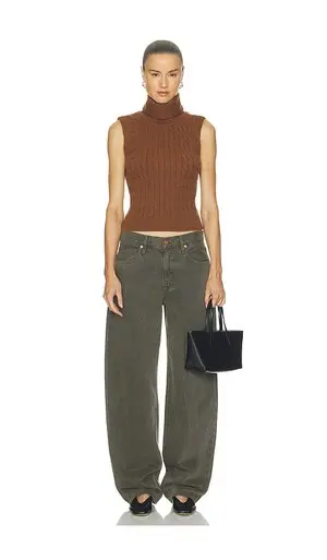 NONCHALANT LABEL Jodie Top In . Also