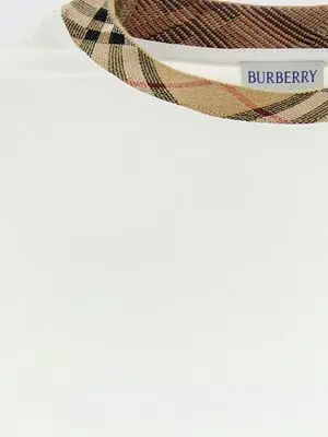 Burberry T-shirt Colour