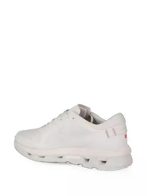 On Cloudnova Form 2 Logo Sneakers