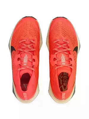 Nike Zegama Trail Sneakers