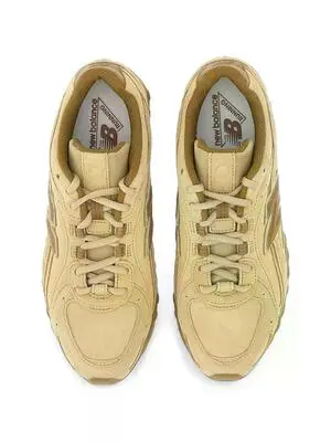 NEW BALANCE 204l Shoes