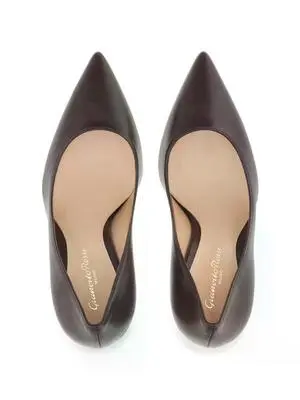 GIANVITO ROSSI 105 Pumps