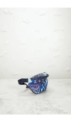 FWRD RENEW Louis Vuitton Monogram Bandana Discovery Bum Bag