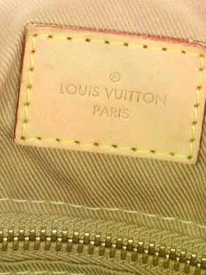 LOUIS VUITTON Monogram Canvas Mm Hobo Bag