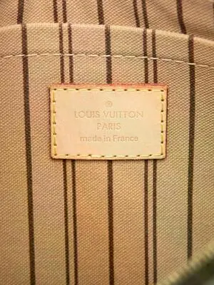 LOUIS VUITTON 2021 Monogram Neverfull Mm Pouch
