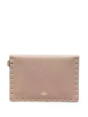 Valentino Garavani Medium Rockstud Leather Clutch Bag - Neutrals