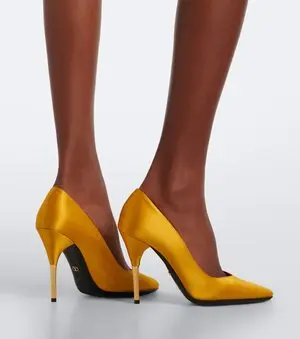 Valentino Garavani Enigme Satin Pumps