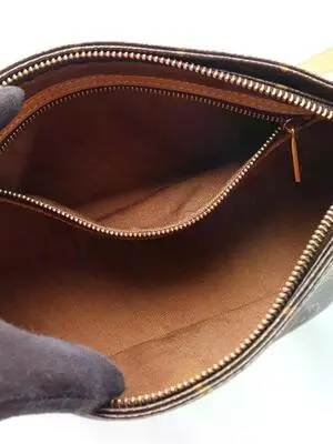 LOUIS VUITTON 2002 Monogram Trotteur Crossbody Bag
