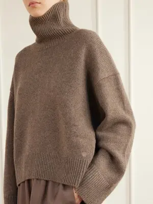 Loulou De Saison Jonah Cropped Cashmere Turtleneck Sweater