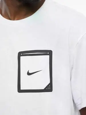 Nike Logo-print Pocket T-shirt