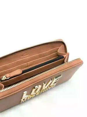 Moschino Logo-plaque Zipped Wallet