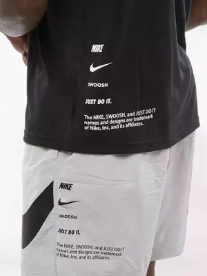 Nike Swoosh Logo-print T-shirt