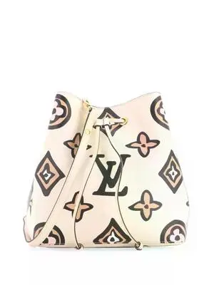 LOUIS VUITTON Neonoe Handbag Wild At Heart Monogram Giant Mm Bucket Bag - Neutrals